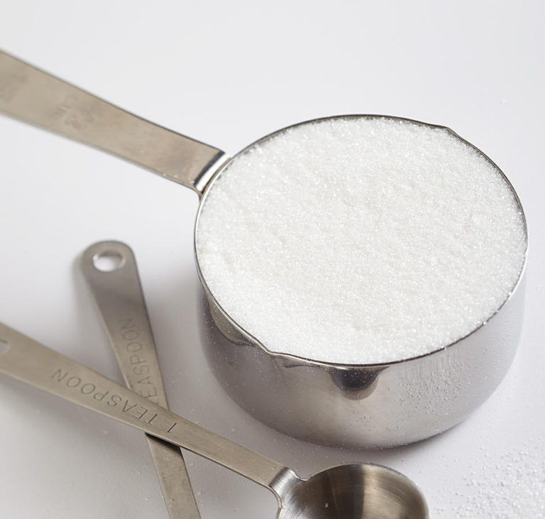 sugar-in-measuring-cup-102022322 | Anthropométrica